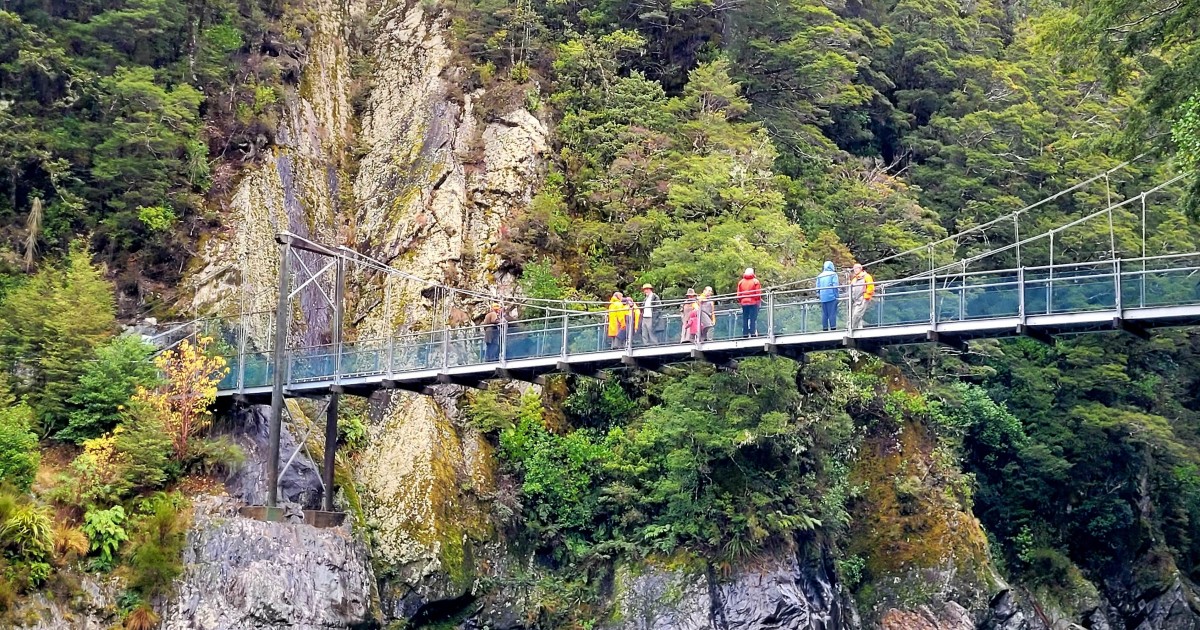 New Blue Pools bridges open for King's Birthday weekend | Crux