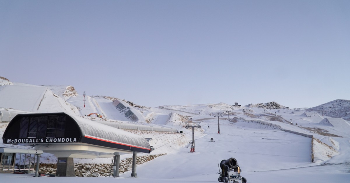 Cardrona counts down to season opening as fresh snow falls | Crux