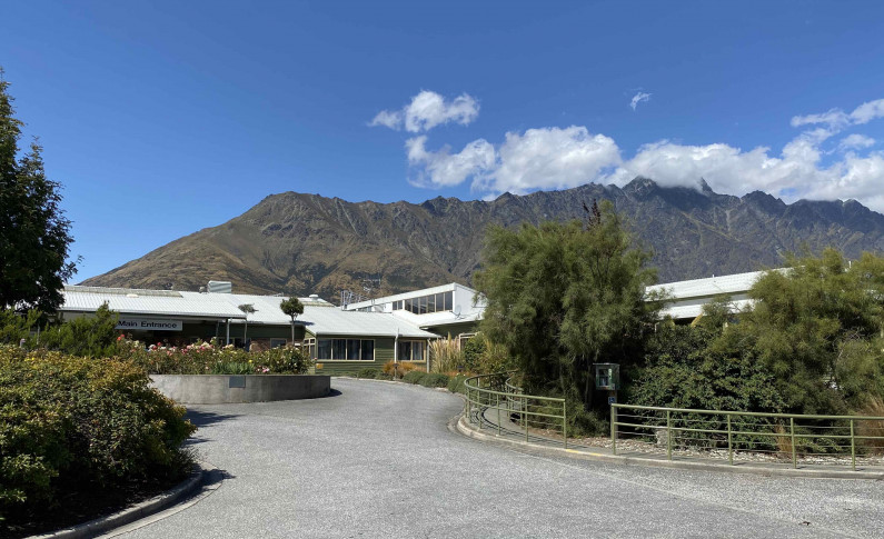 Lakes District Hospital - nurse confirmed with Covid-19 | Crux - Local ...