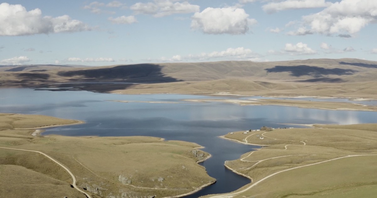 Lake Onslow – $4 billion energy saviour or white elephant? | Crux