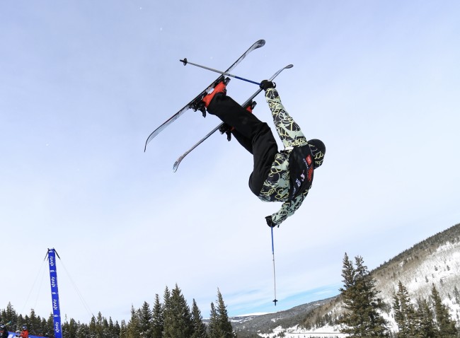 Wānaka aviation pioneer Sir Tim Wallis dies age 85 | Crux - Local News ...