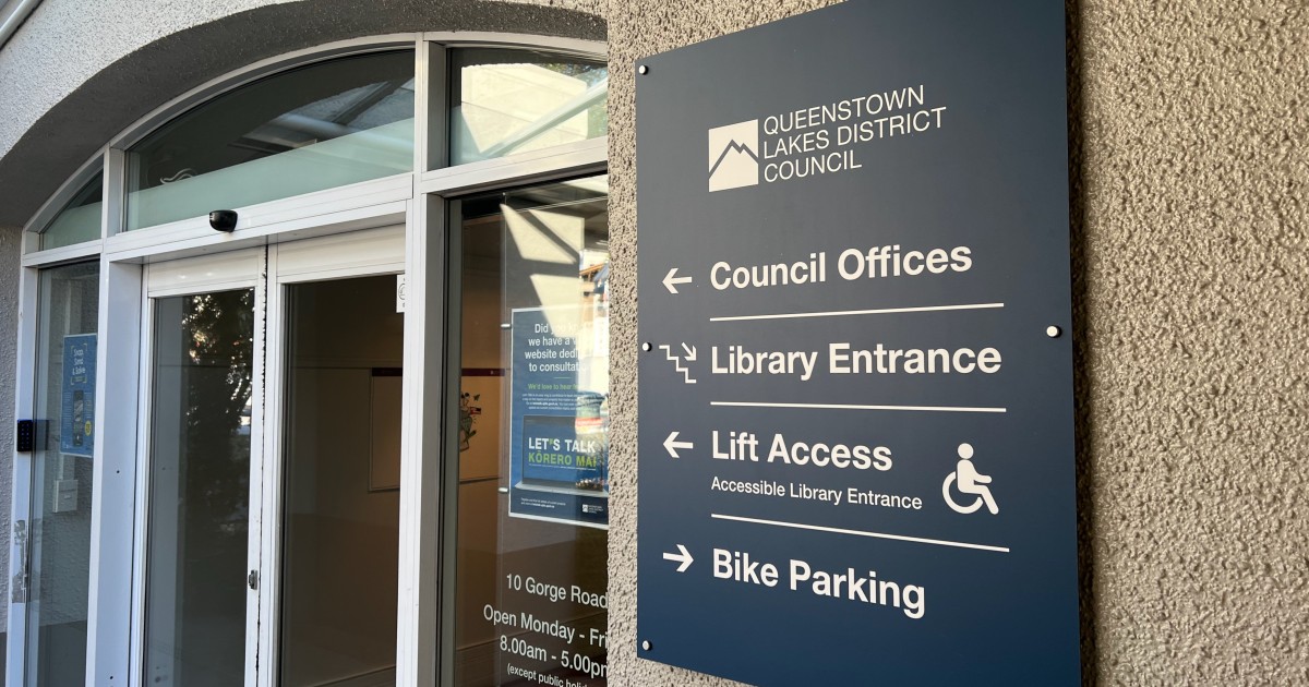 Mayor refuses to defend his election claims - gets QLDC staff to do the ...