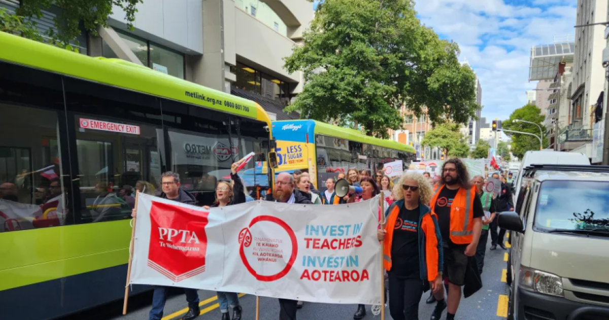 Secondary school teachers start seven days of strike action | Crux