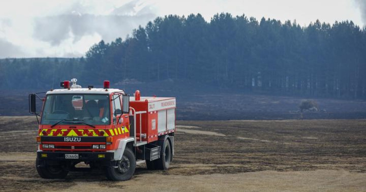Fears dozens of houses destroyed in large fire in the Mackenzie Basin ...